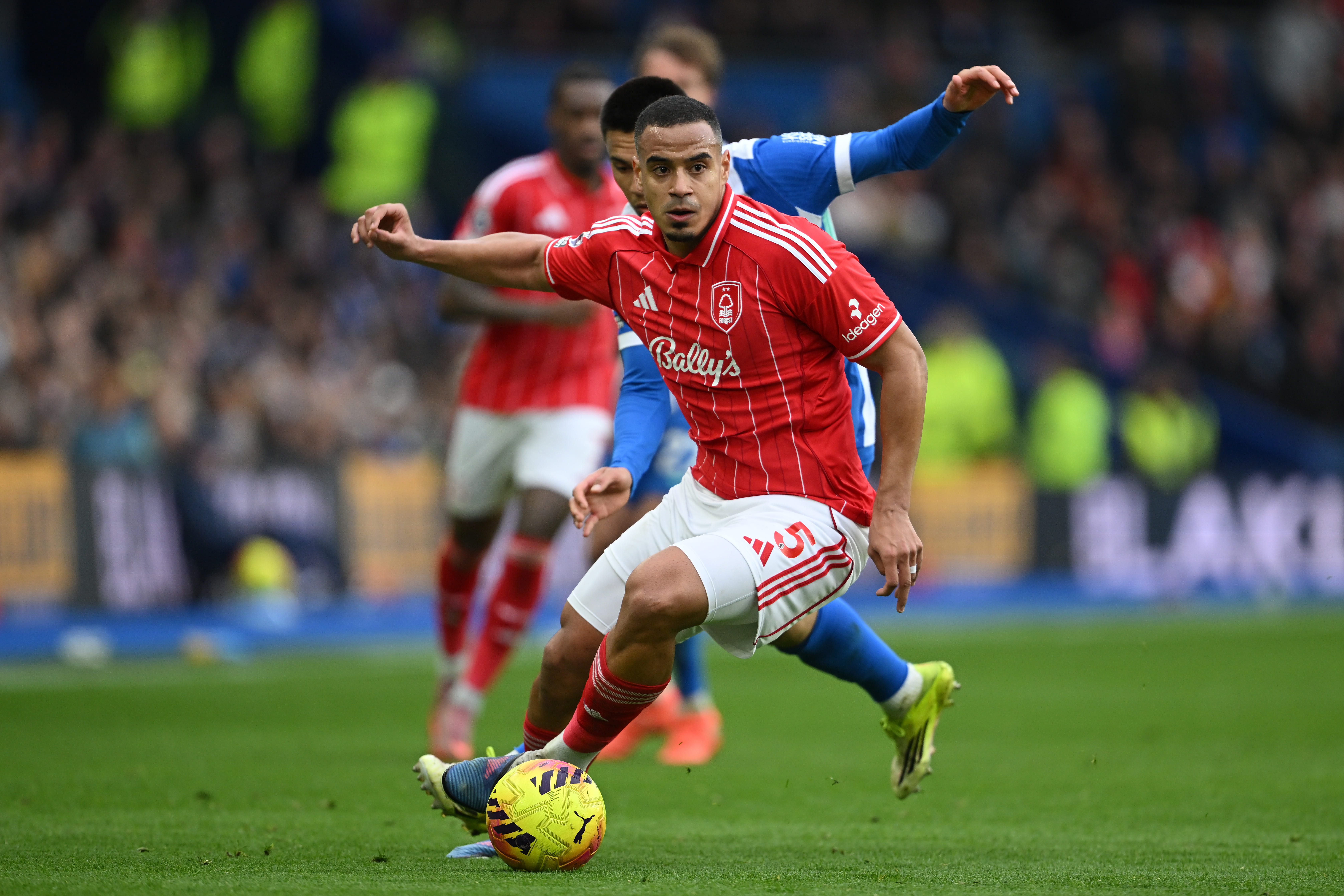 Liverpool Prepare £70m Bid for Nottingham Forest Star Murillo